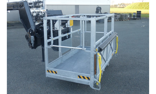 Fixed Slewing Roofer Platform | Parallel Ag