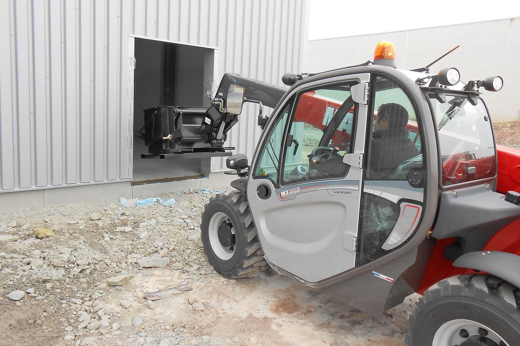 Concrete Skip | Parallel Ag