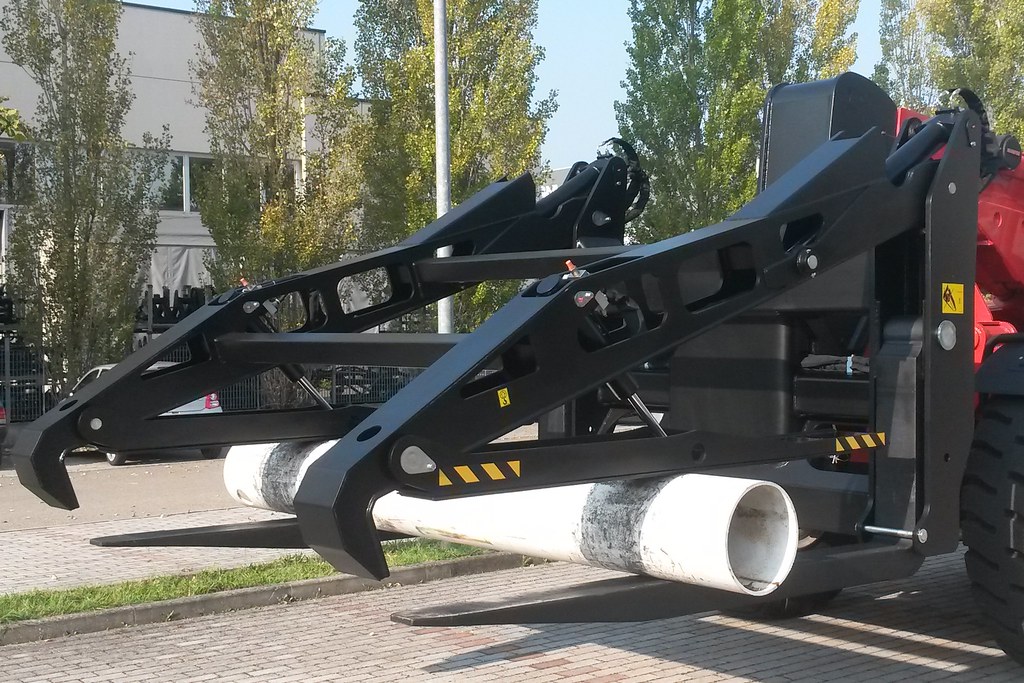 Pipe Handler | Parallel Ag