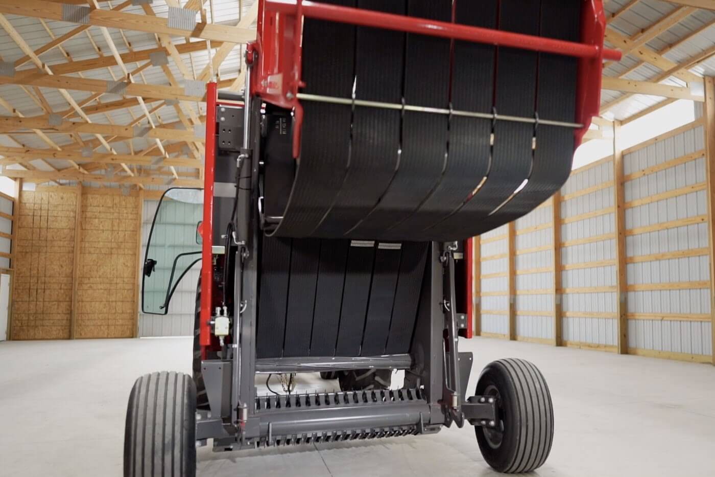 1700 Series Economy Round Balers | Parallel Ag