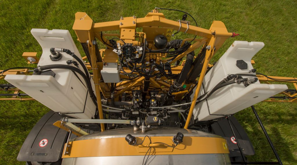 RoGator RG1300C | Parallel Ag