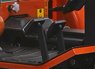 Kioti CX2510HST tractor with joystick valve | Parallel Ag