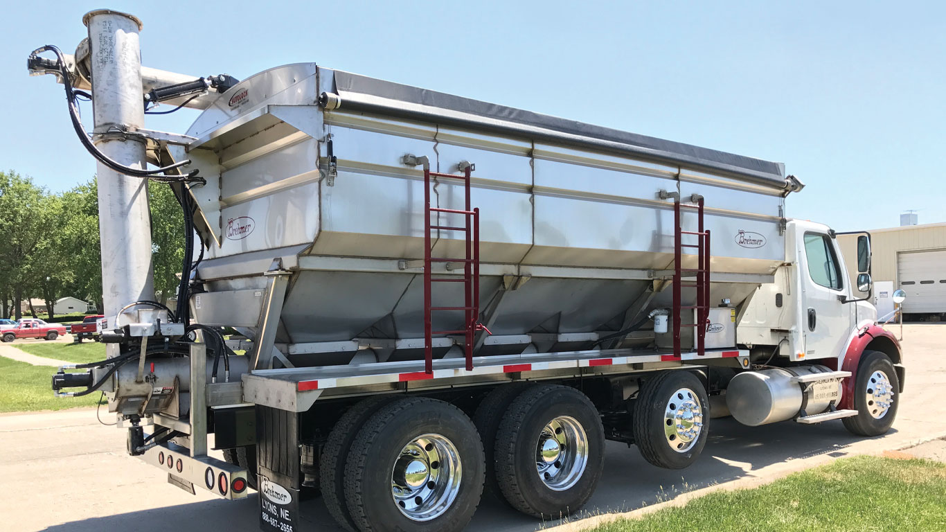 24’ Overhead Truck Tender | Parallel Ag