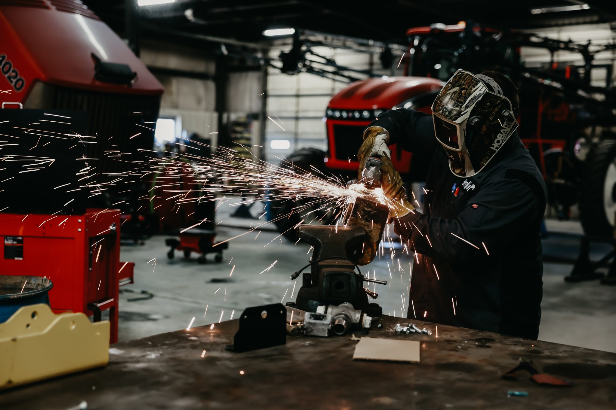 24/7 Farm Equipment Service and Repairs | Parallel Ag