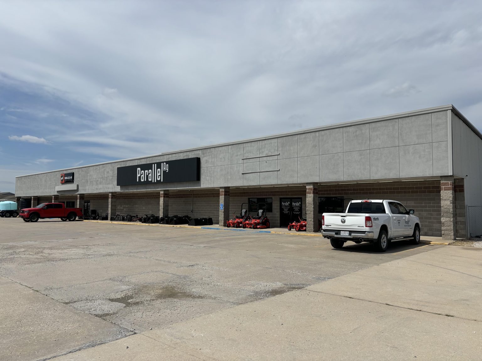 New & Used Ag Equipment Dealer, Parts, and Service | Parallel Ag